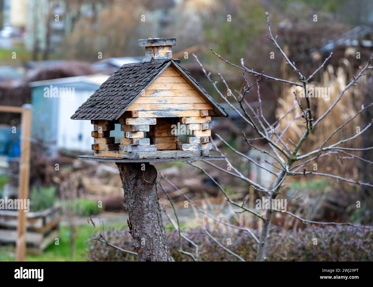 Japanese birdhouse hi-res stock photography and images - Alamy