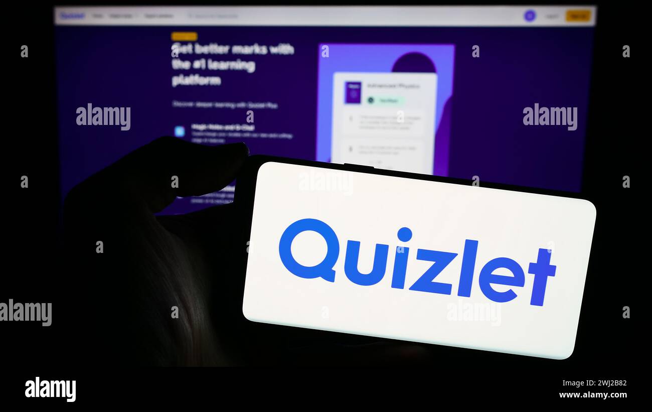 Quizlet flashcards hi-res stock photography and images - Alamy
