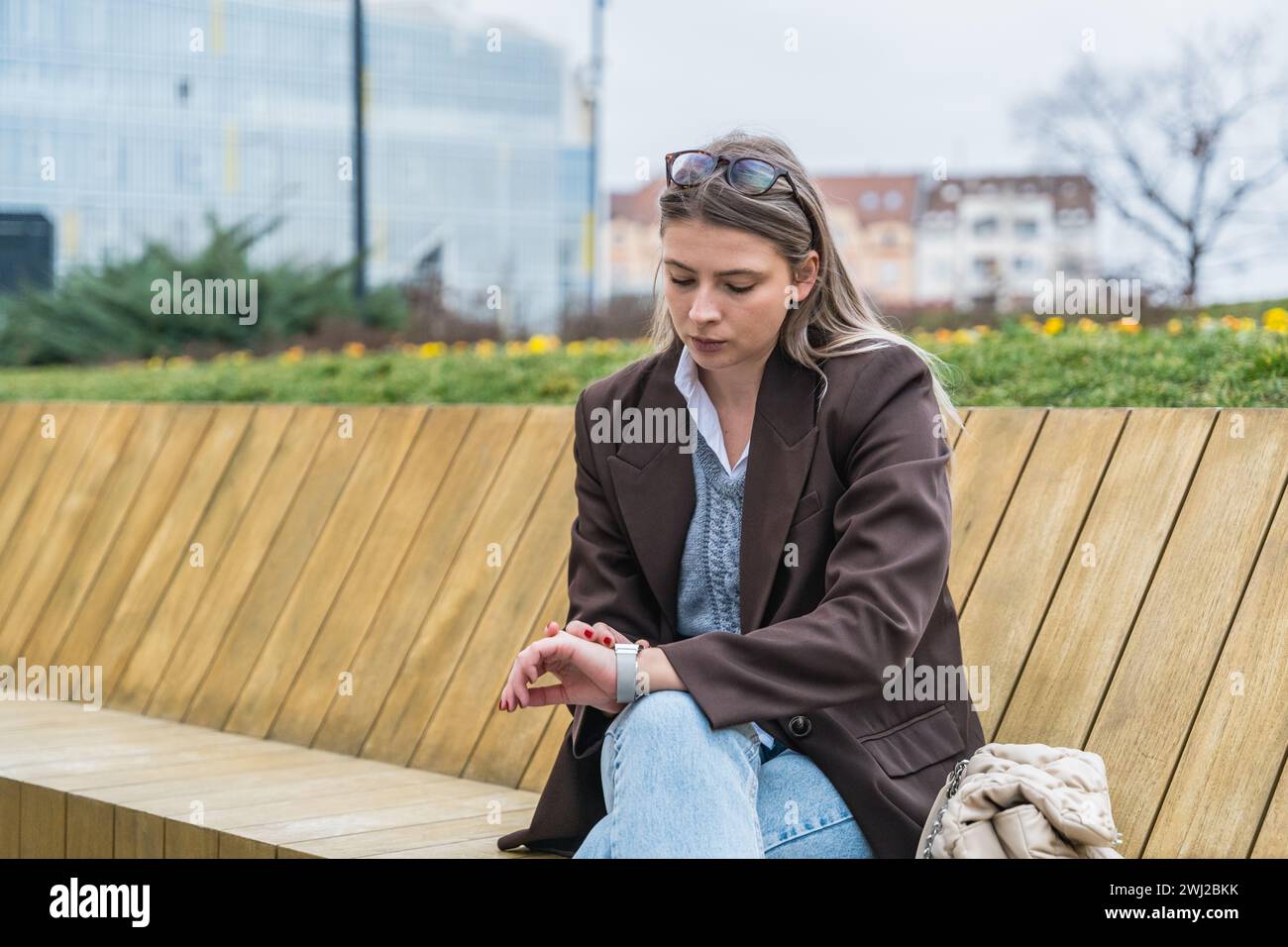 Nervous wait hi-res stock photography and images - Alamy