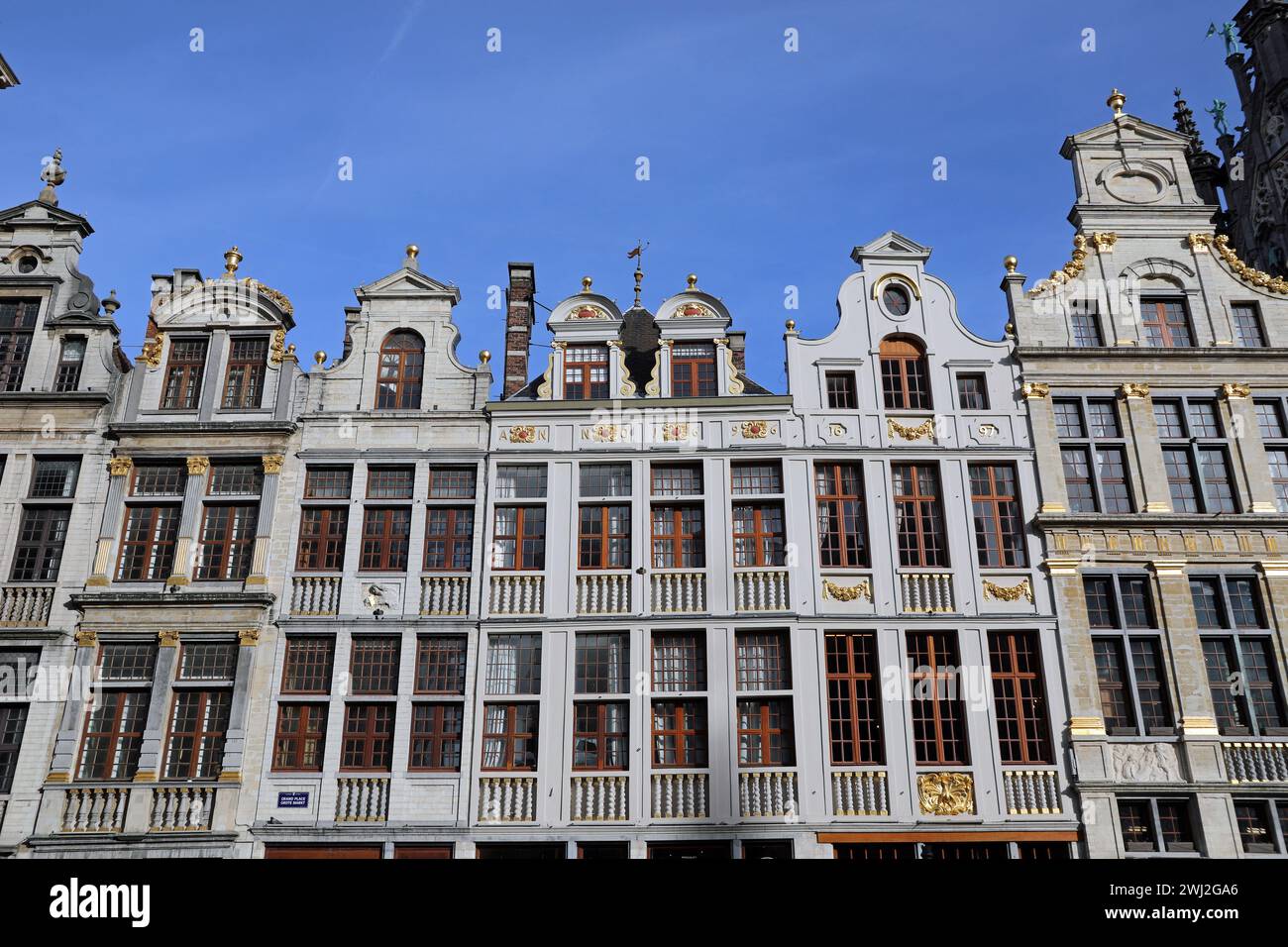 Brussels houses hi-res stock photography and images - Alamy