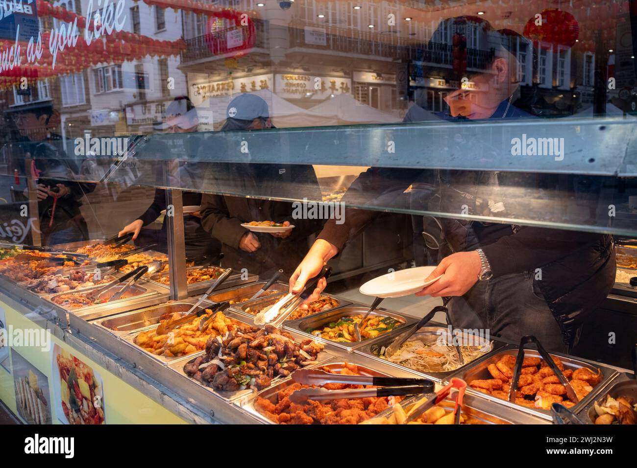 Fat people in public hi-res stock photography and images - Alamy