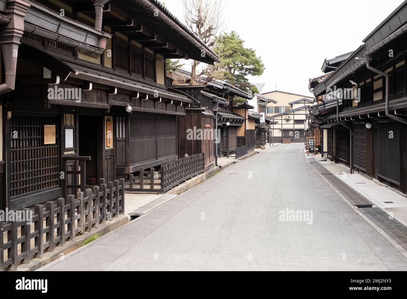 Empty street in japan hi-res stock photography and images - Alamy