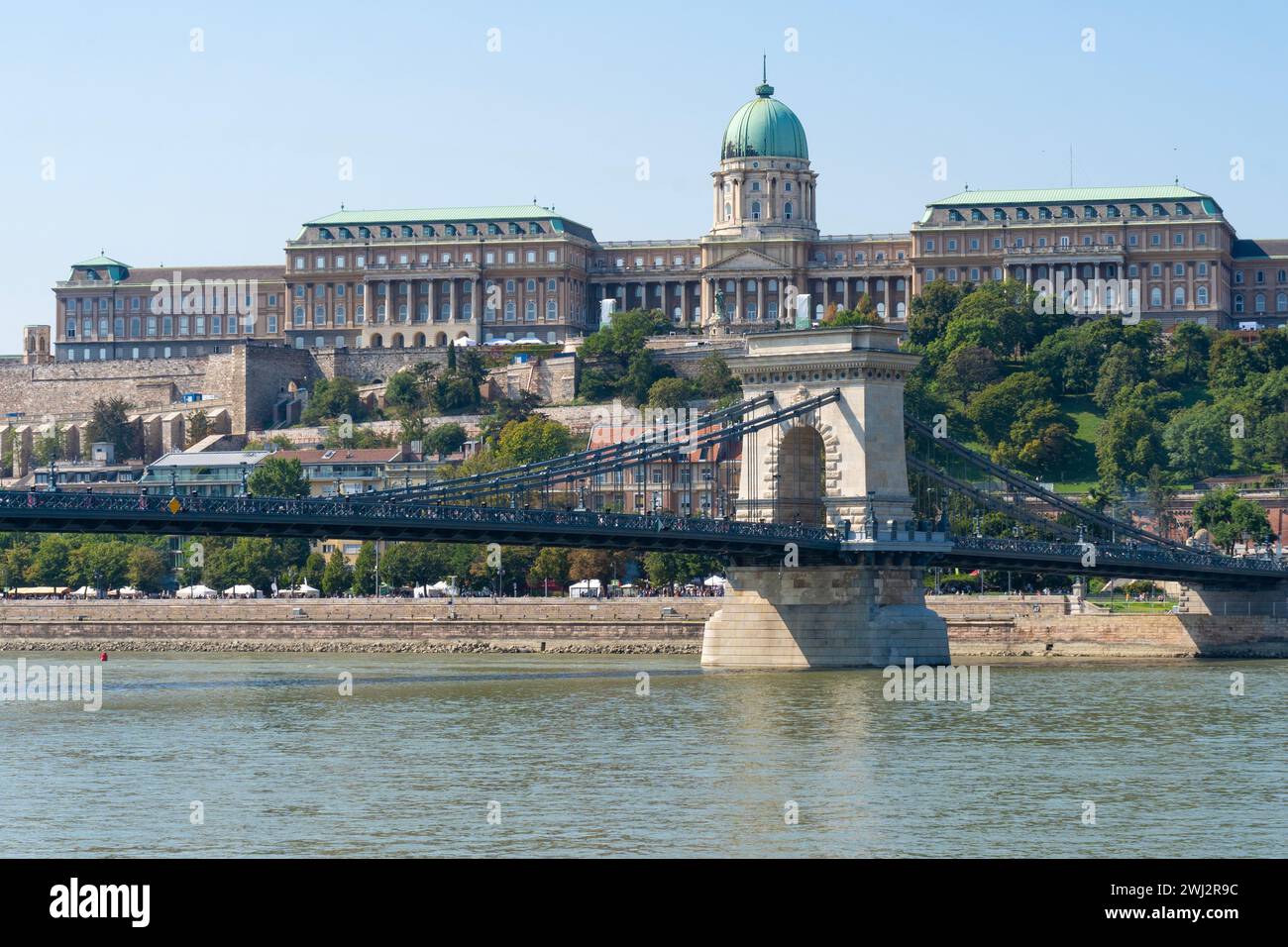 The historic Buda Castle above the Danube and the Chain Bridge in ...