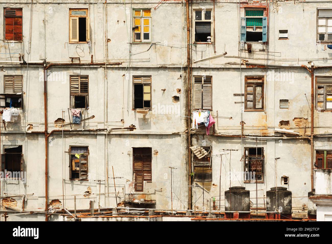 Old shabby residential building in Havana slums Stock Photo - Alamy