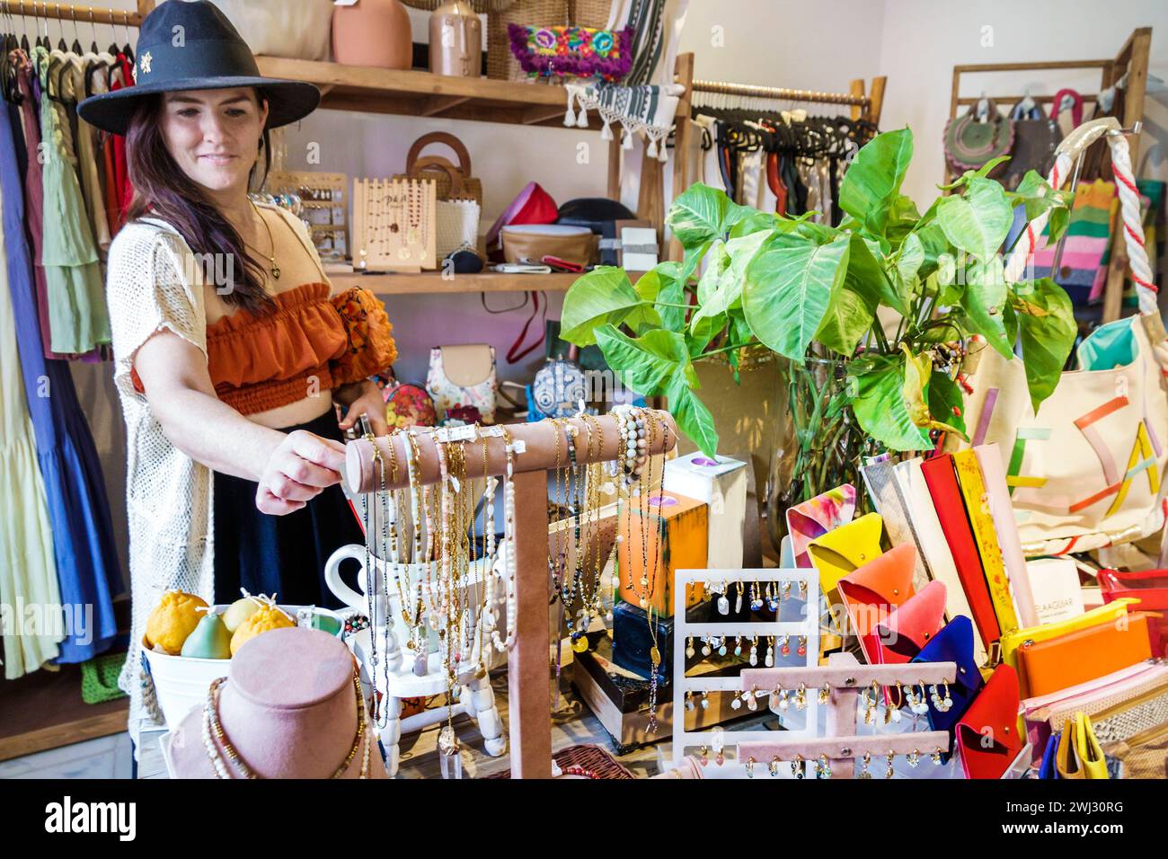 Mx231123072 hi-res stock photography and images - Alamy