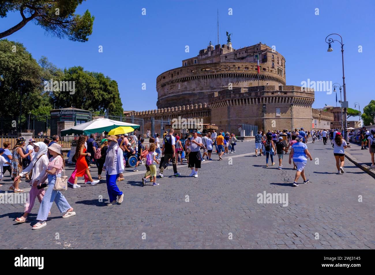 Rome, IT - 11 August 2023: Castel Sant Angelo in the summertime Stock ...