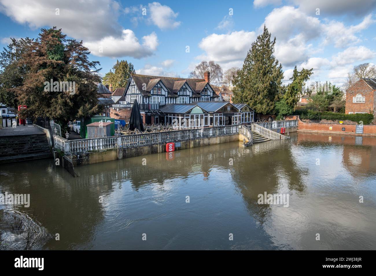 The Boat House and flooded River Thames, at Wallingford, Oxfordshire ...
