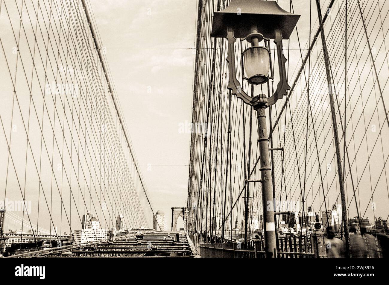 New york bridges hi-res stock photography and images - Alamy