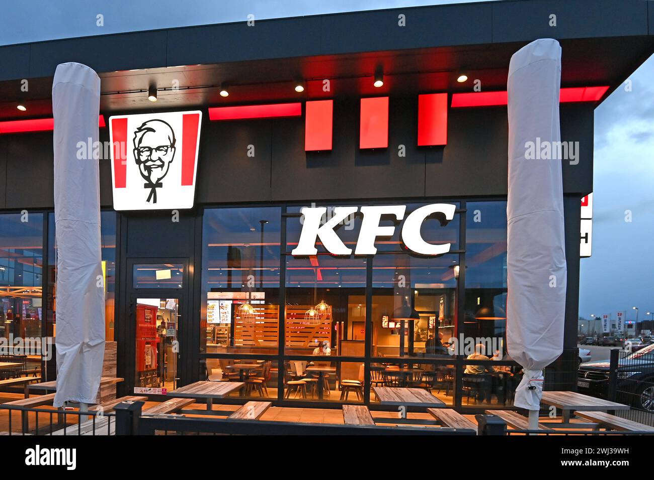 Fast food restaurant logo hi-res stock photography and images - Alamy