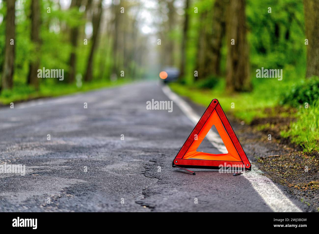 Car traffic on country road hi-res stock photography and images - Alamy