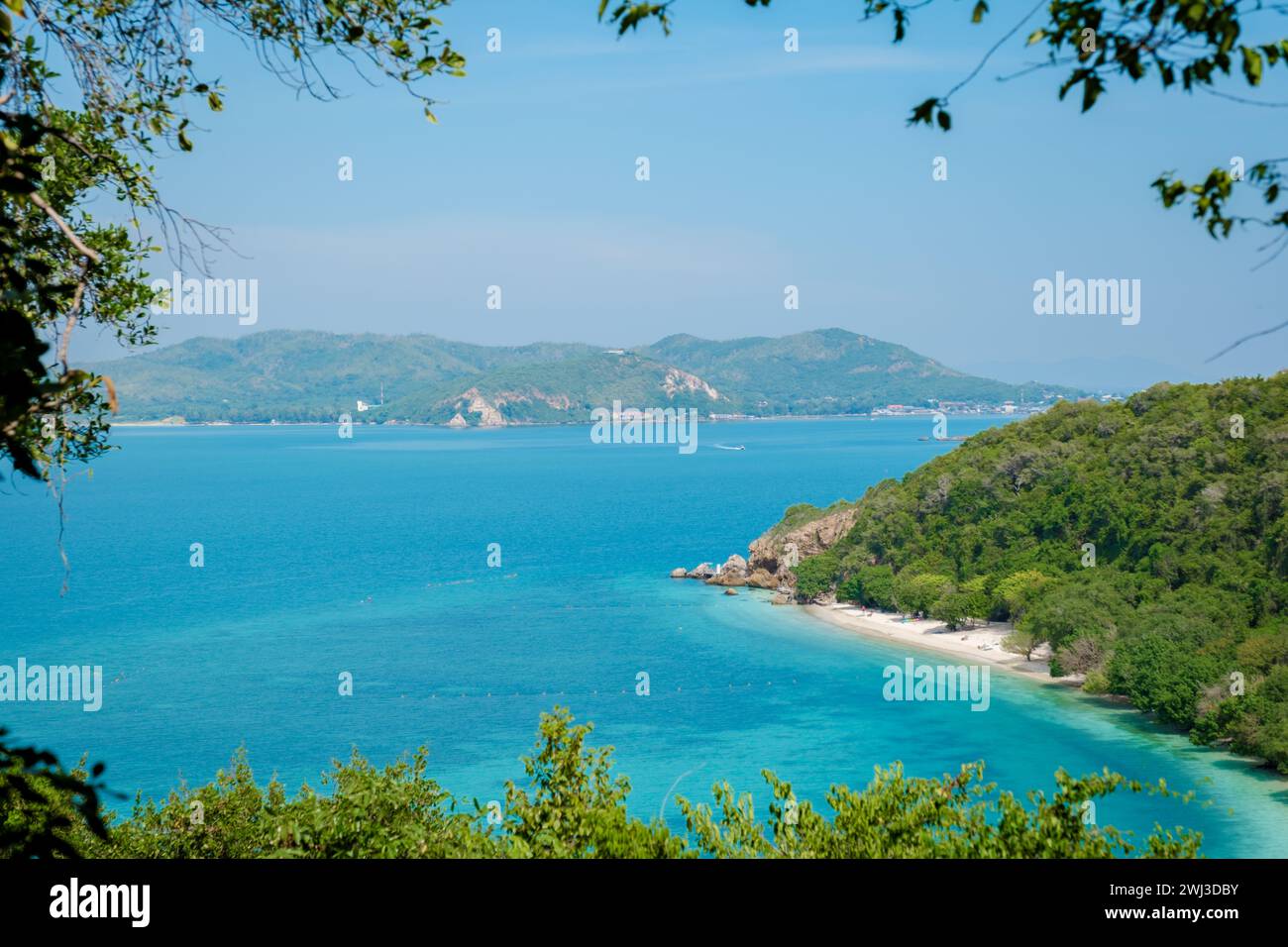 Ko Kham Island Sattahip Chonburi Samaesan Thailand a tropical Island in ...