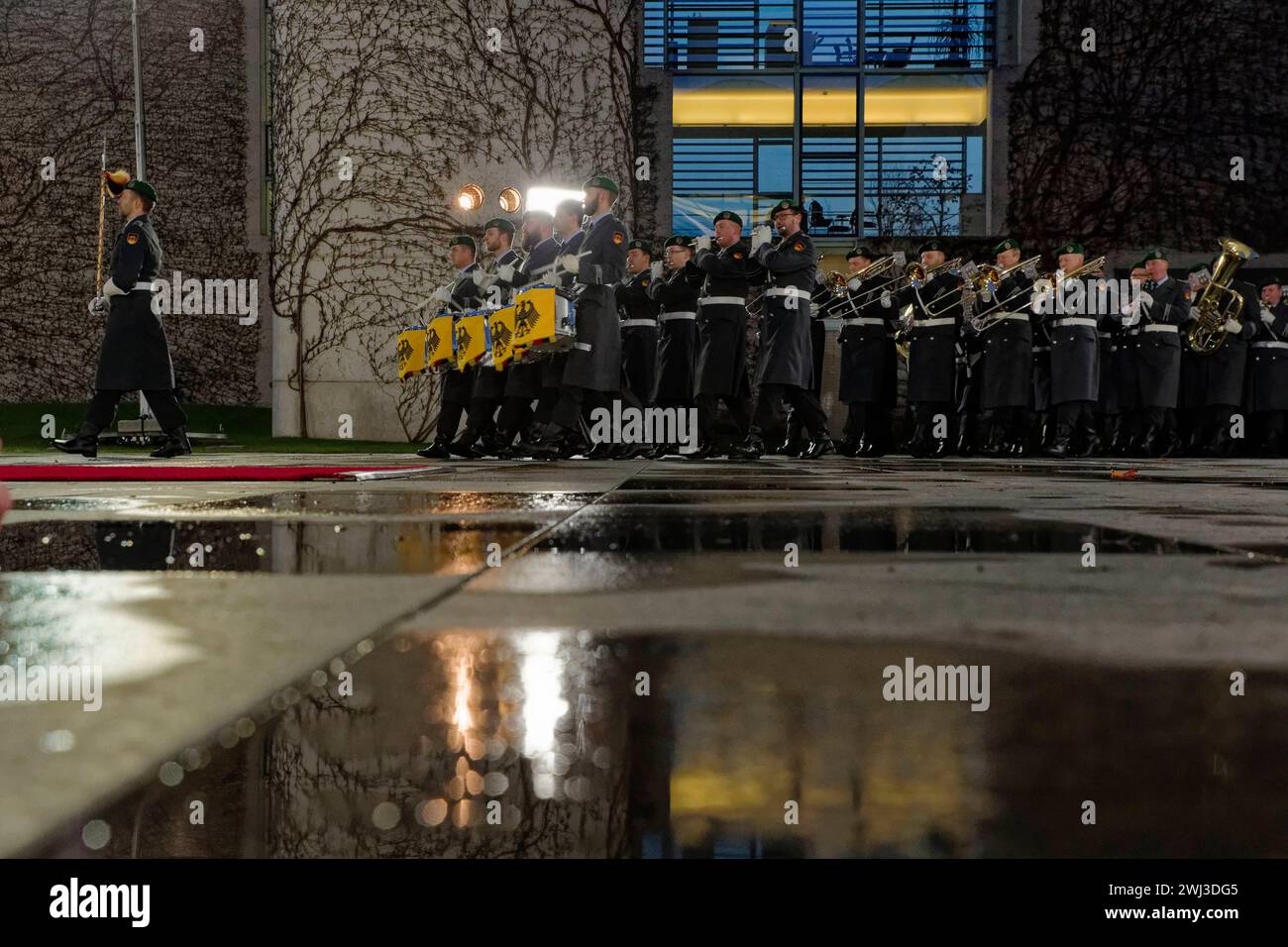 Ehrenformation der Bundeswehr im Kanzleramt 2024-02-12 - Deutschland ...