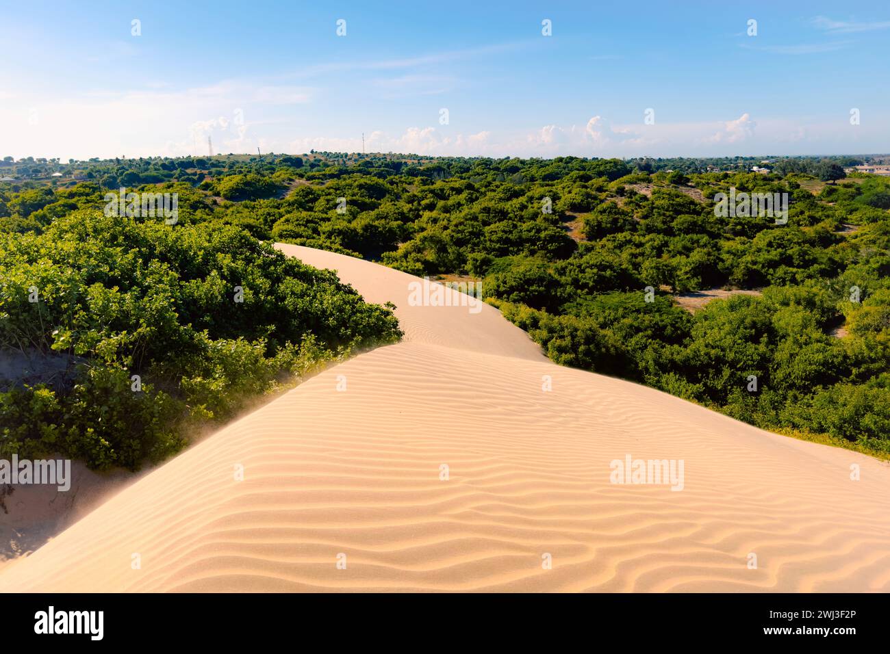 Scenic view of Mambrui Sand Dunes in Mambrui Beach in Malindi, Kenya Stock Photo - Alamy