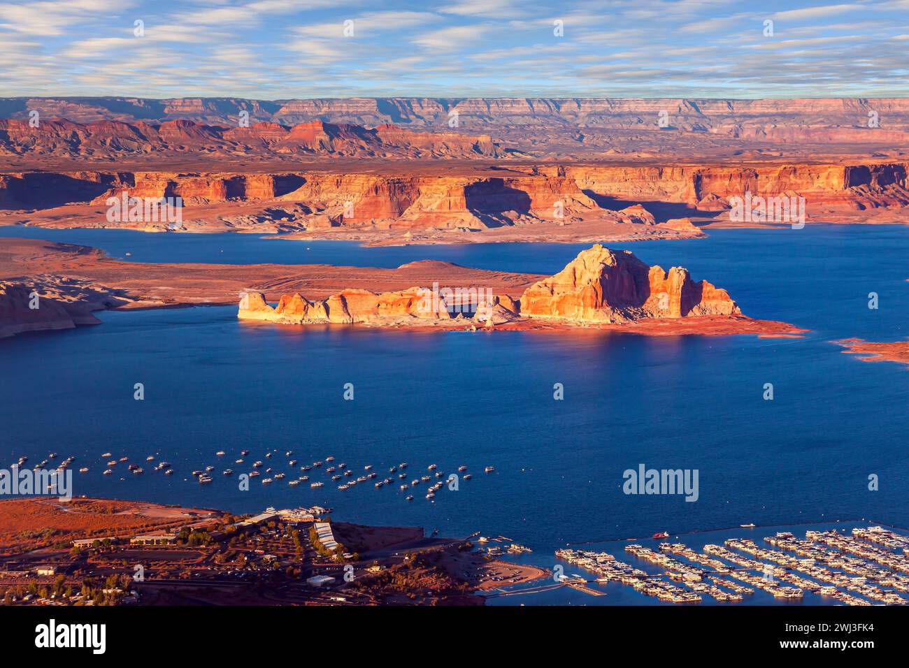 Narrow plane hi-res stock photography and images - Alamy