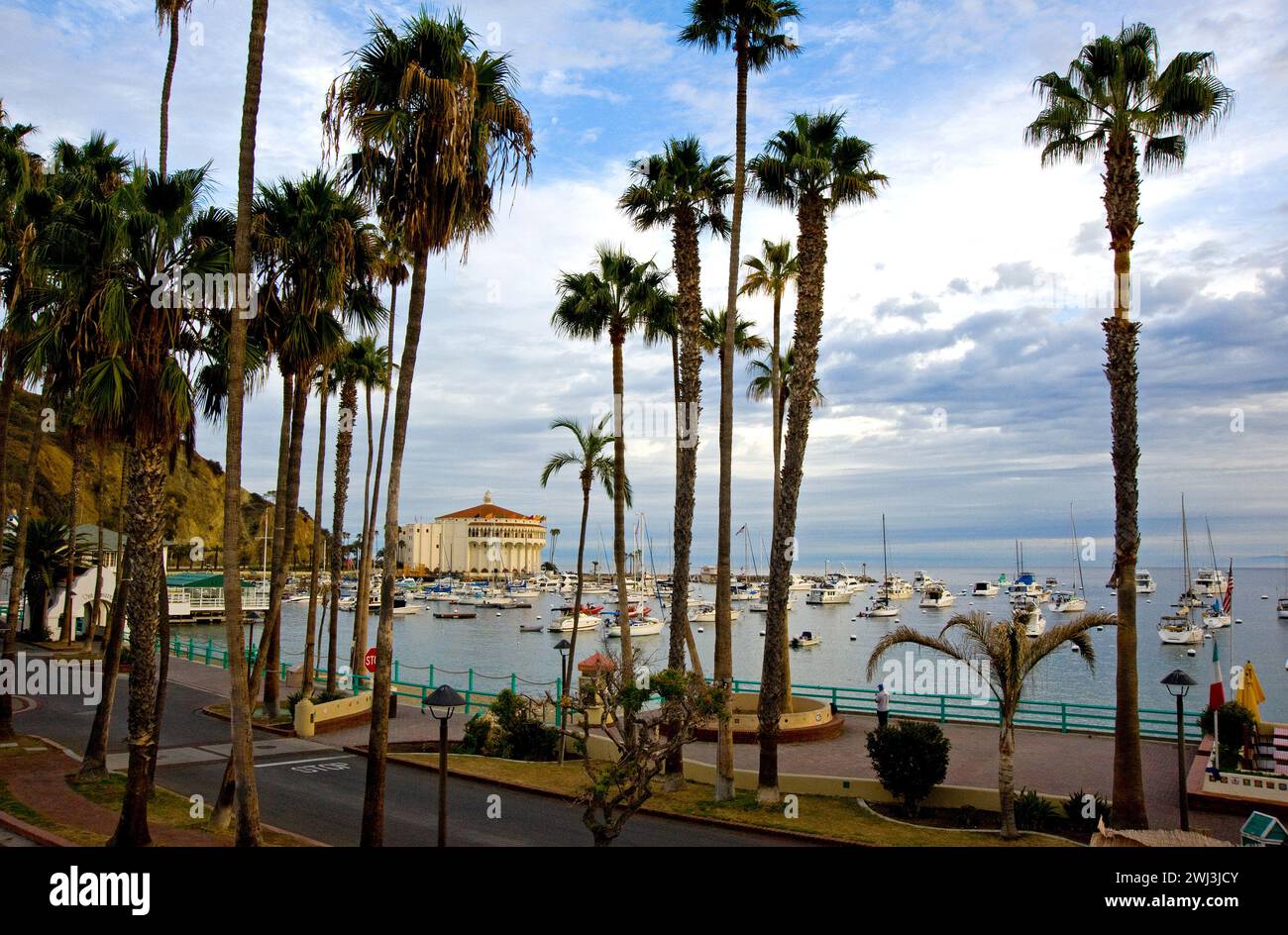 Dawn island hi-res stock photography and images - Alamy