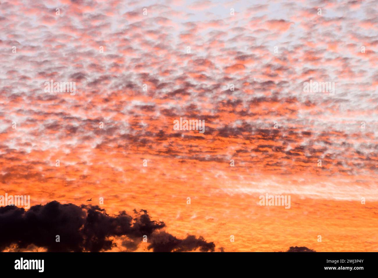 Beautiful cloud sun view hi-res stock photography and images - Alamy