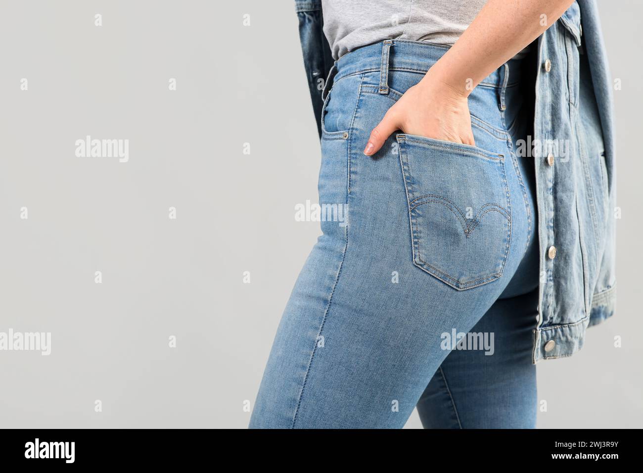 Plus size model jeans hi-res stock photography and images - Alamy