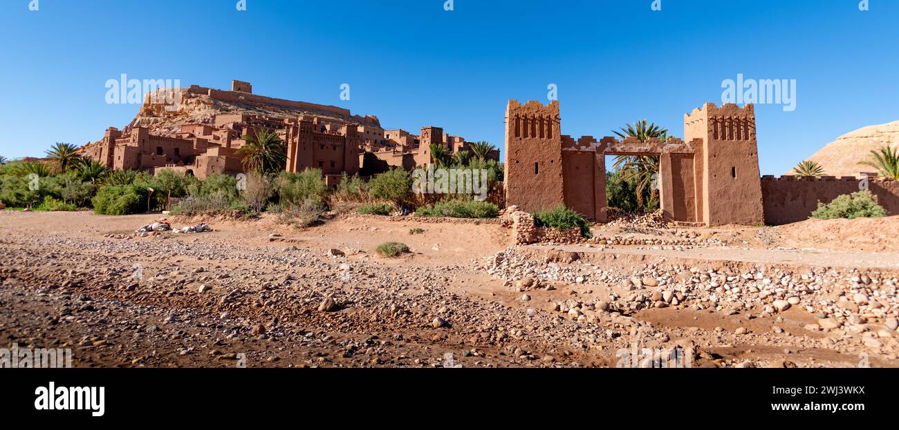 Traditional moroccan ksar ait hi-res stock photography and images - Alamy