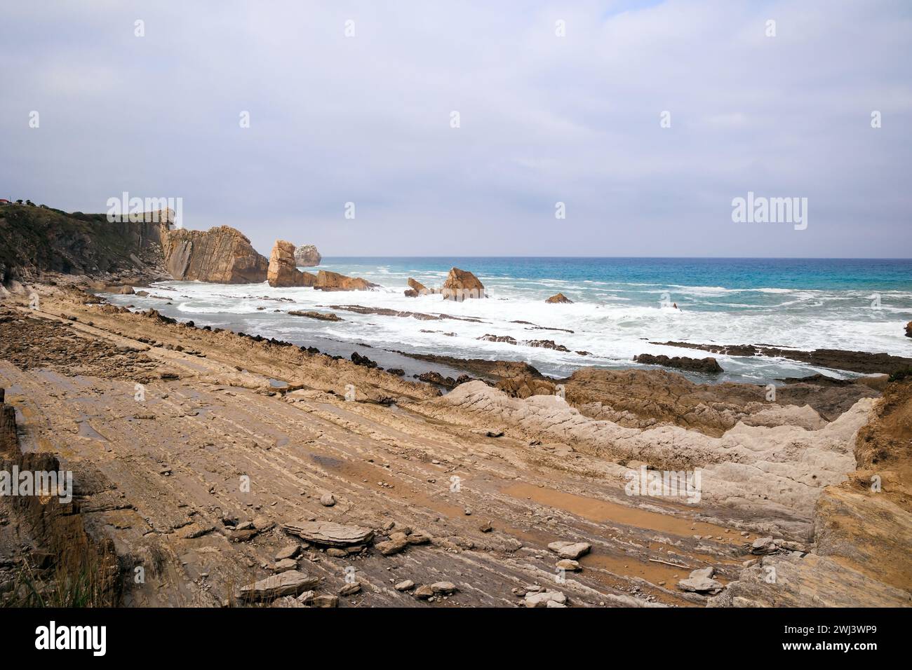 White sand cliffs picturesque hi-res stock photography and images - Alamy