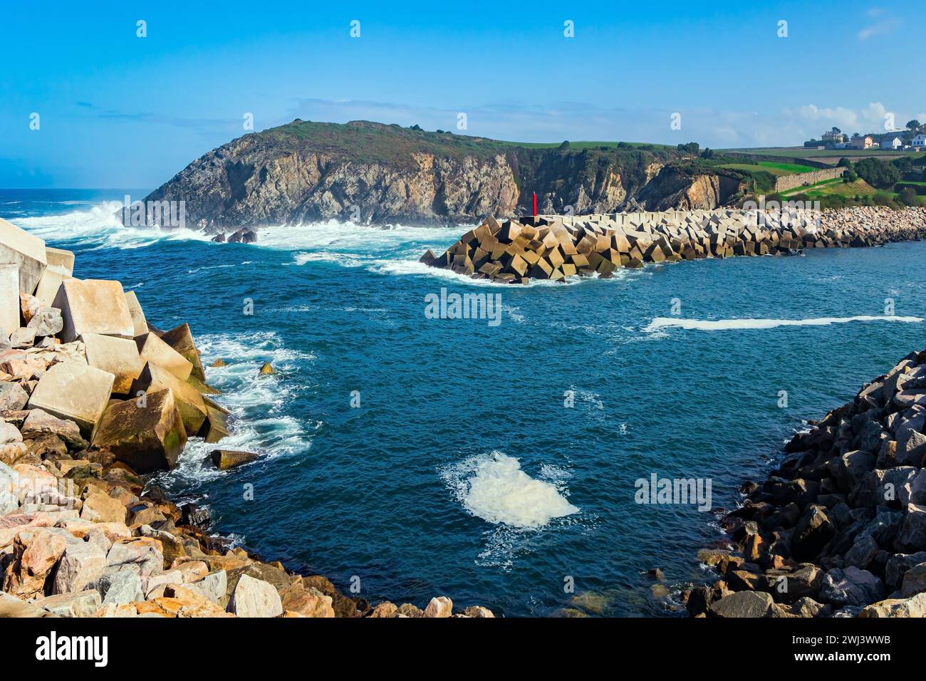 Atlantic ocean shore blue hi-res stock photography and images - Alamy