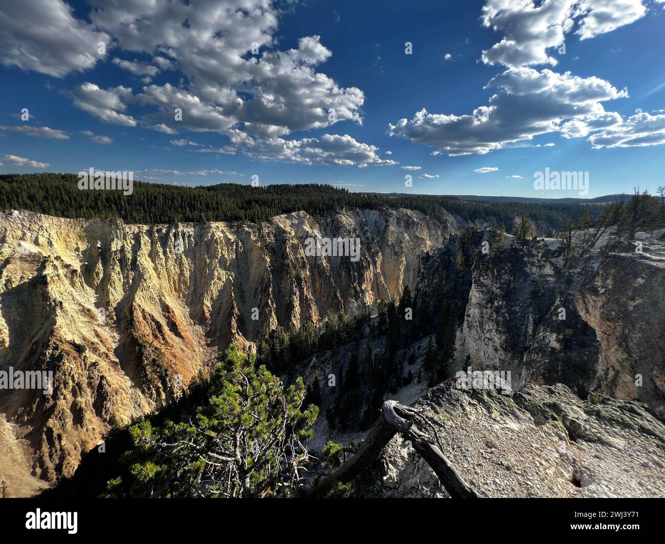 The Grand Canyon and Yellowstone National Park on a beautiful, clear ...