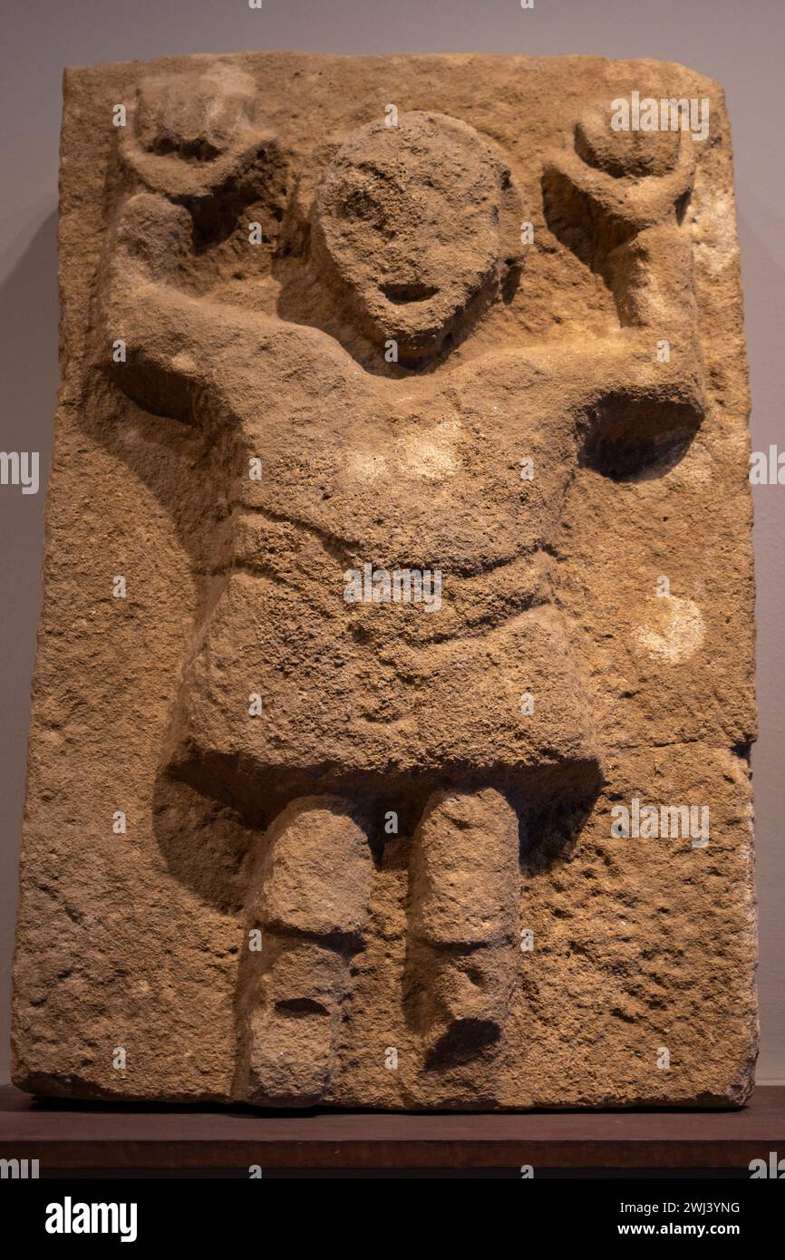 Romanesque sculpture hi-res stock photography and images - Alamy