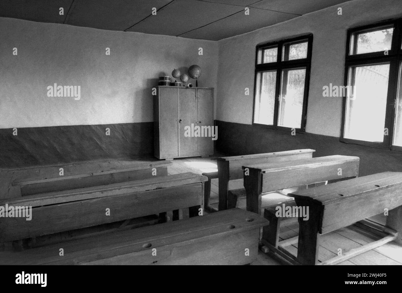 Old style school classroom seating Black and White Stock Photos ...