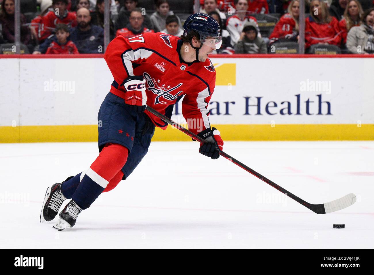 Washington Capitals center Dylan Strome (17) in action during the ...