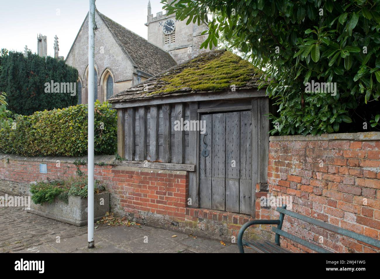 Village lock-ups. Bromham, Wiltshire, built in 1809 for £16, an unusual ...