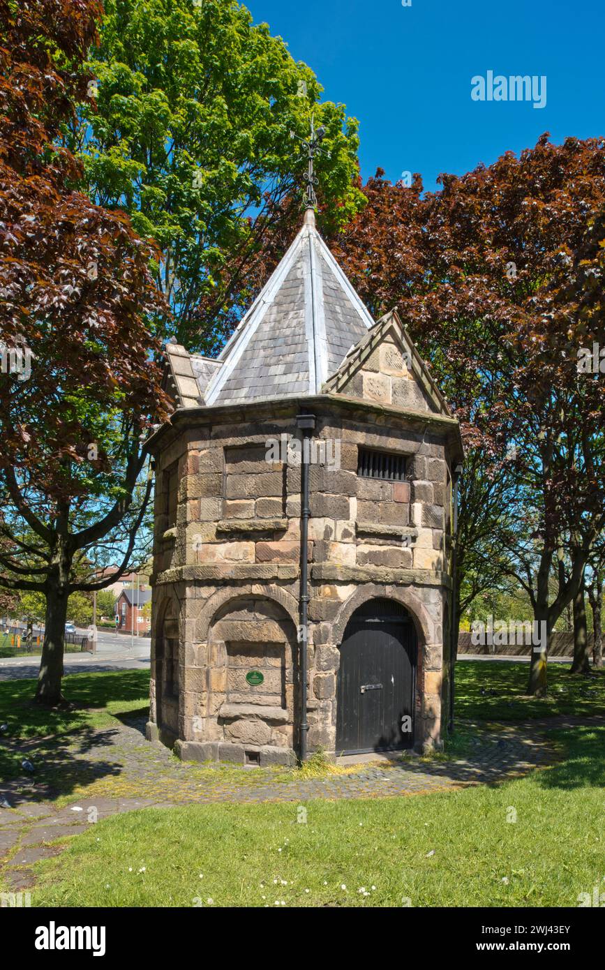 Wavertree hi-res stock photography and images - Alamy