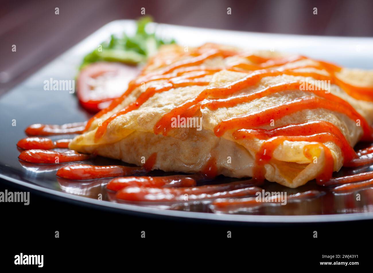 Pattaya fried rice is made from fried rice and then covered with beaten ...