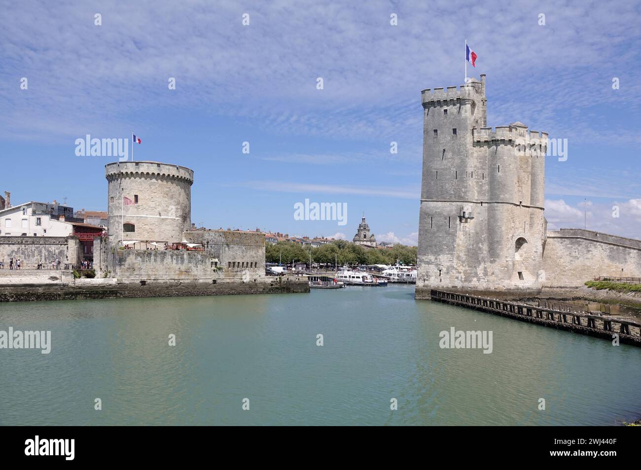 Tour de la chaine in la rochelle hi-res stock photography and images ...