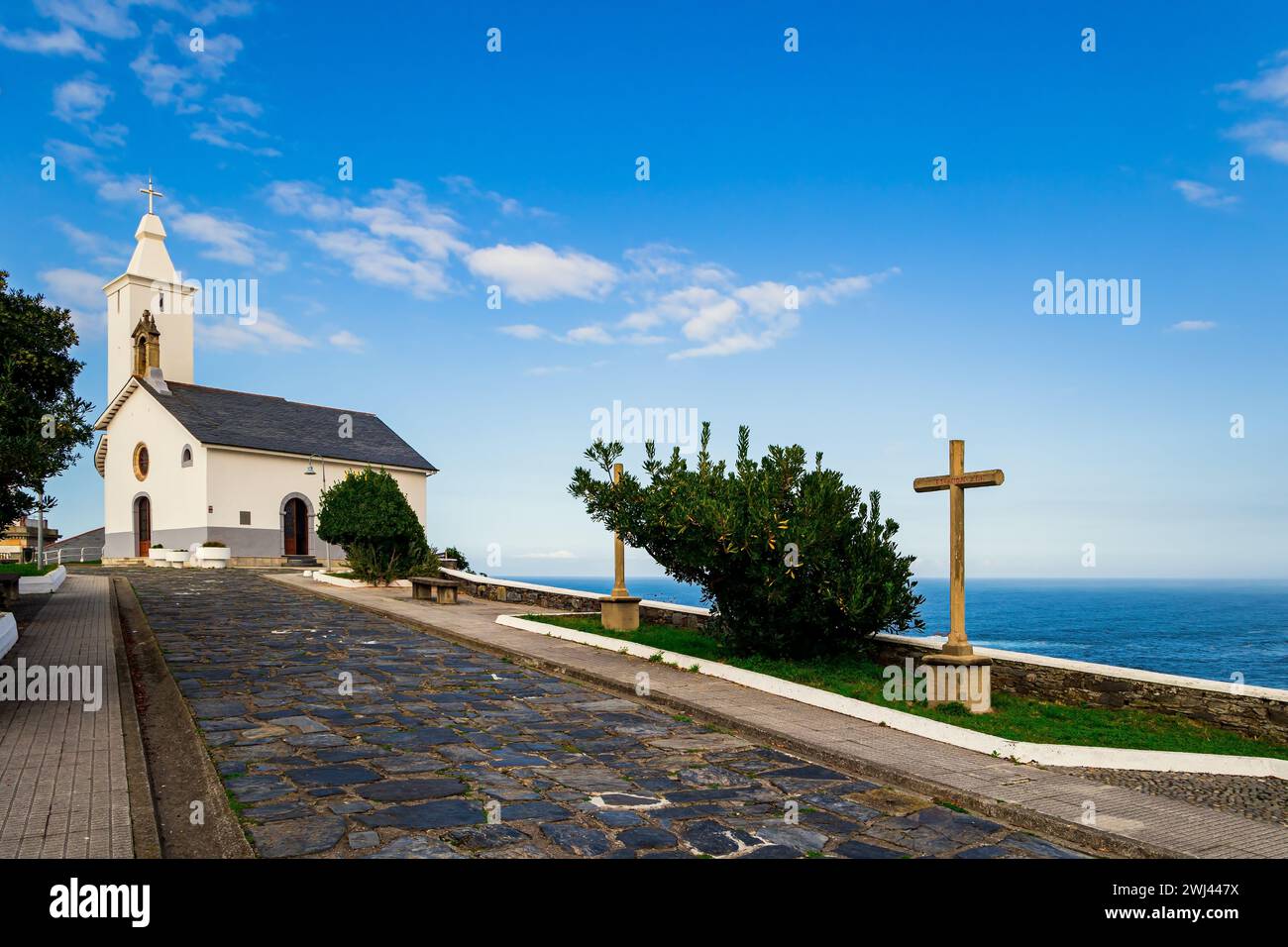 Highway chapel hi-res stock photography and images - Alamy
