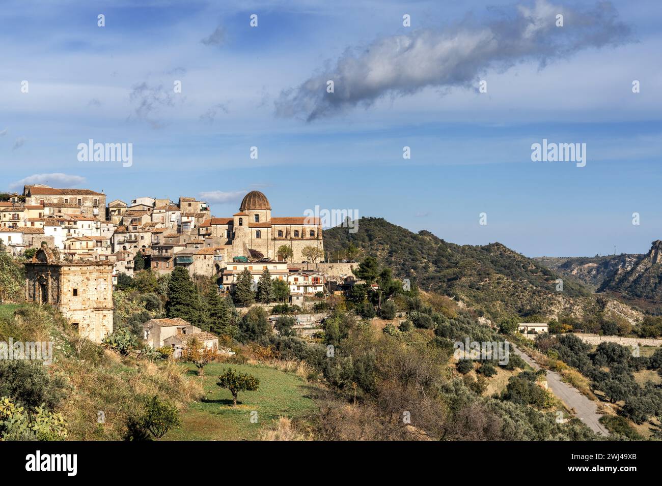 View of the picturesque mountain village of Stilo in Calabria Stock ...