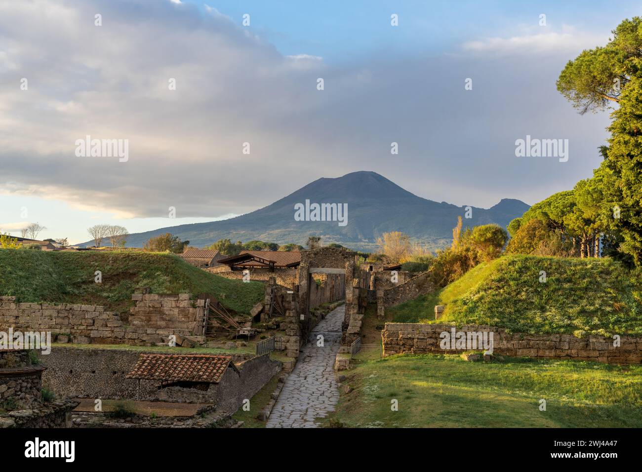 View of the ruins of the ancient city of Pompeii with Mount Vesuvius ...