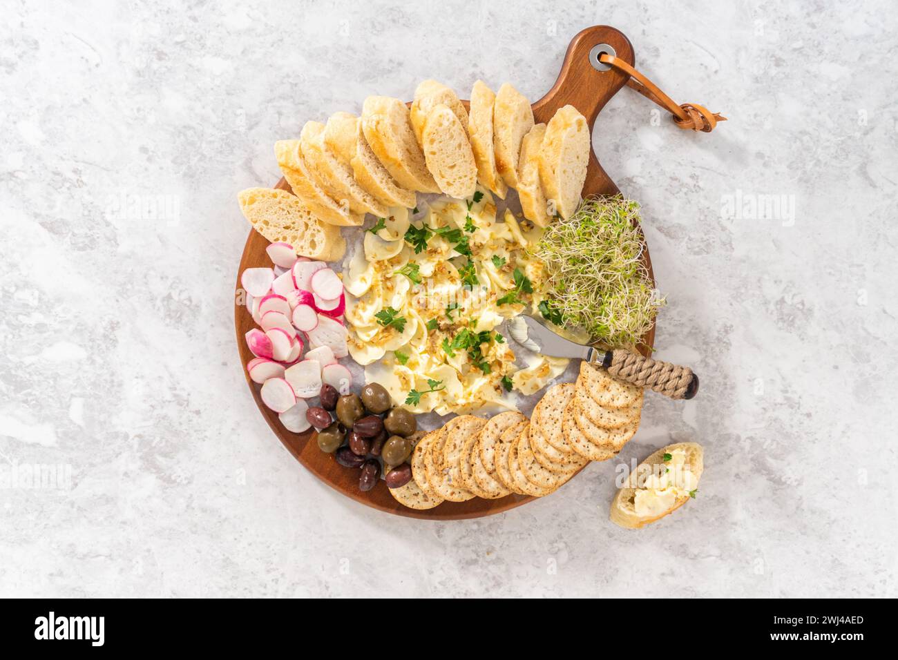 Green bread board hi-res stock photography and images - Alamy