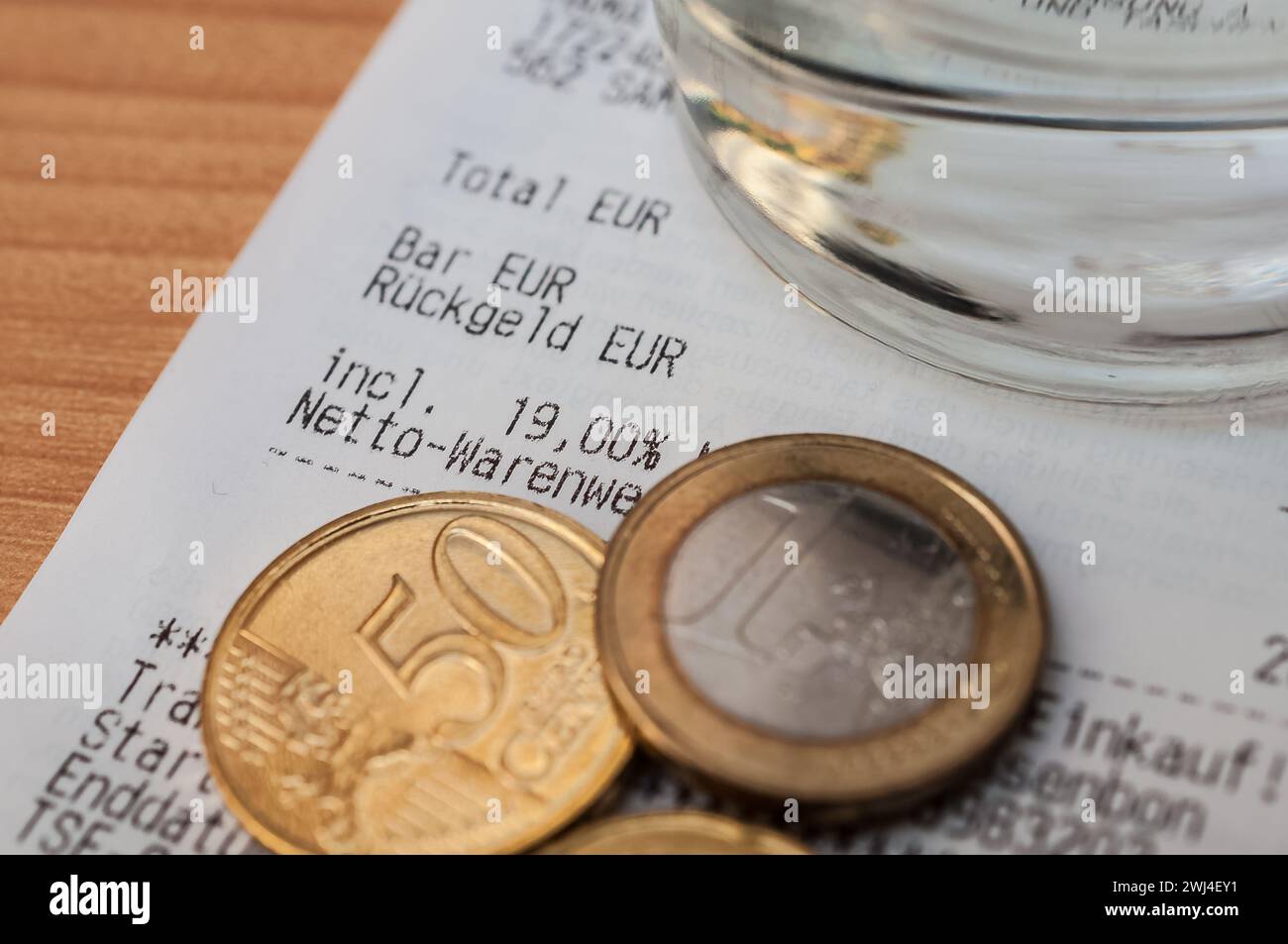 Proof of purchase, VAT 19% and VAT reduction Stock Photo - Alamy