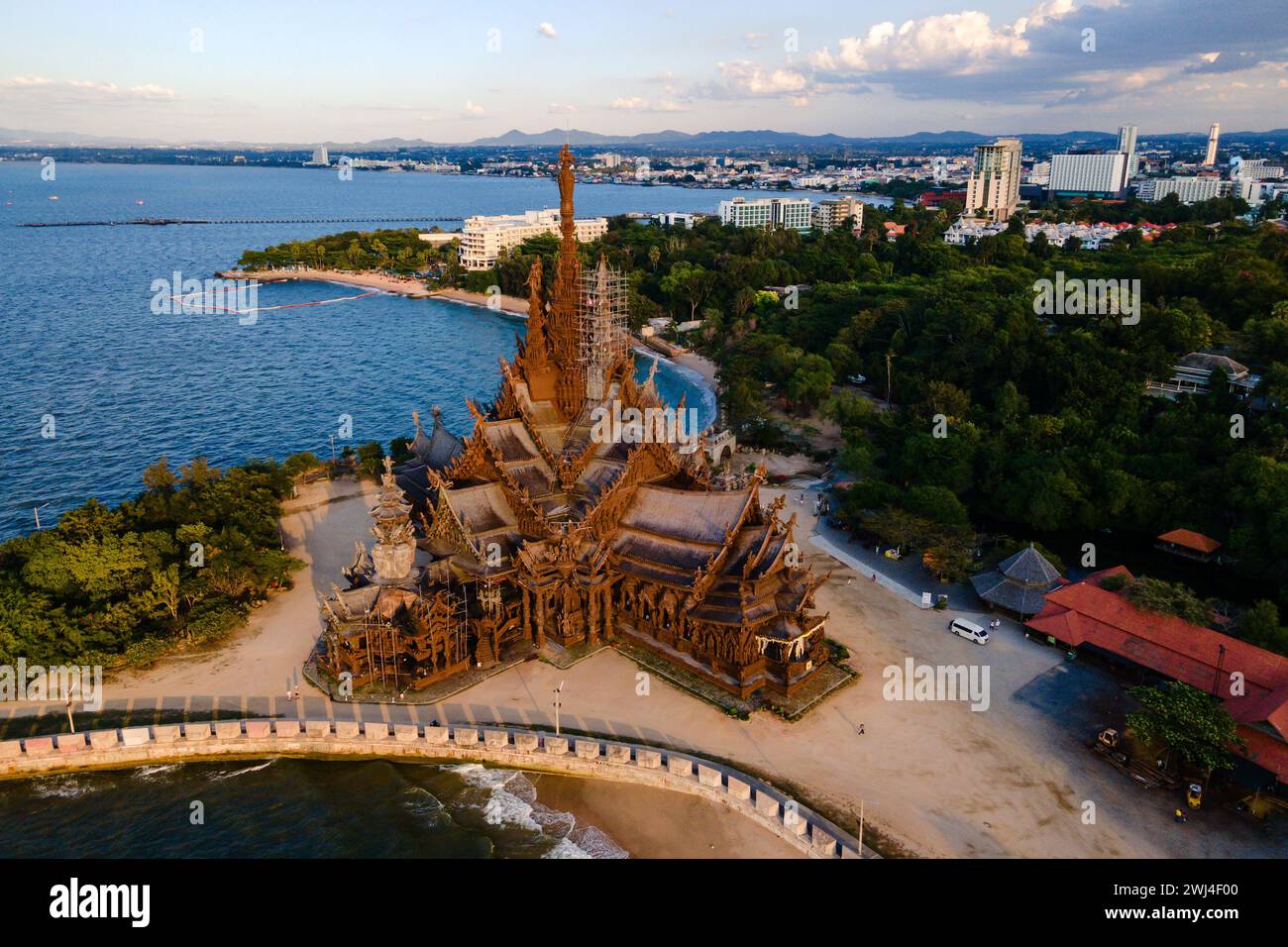 The Sanctuary of Truth wooden temple in Pattaya Thailand, sculpture of ...