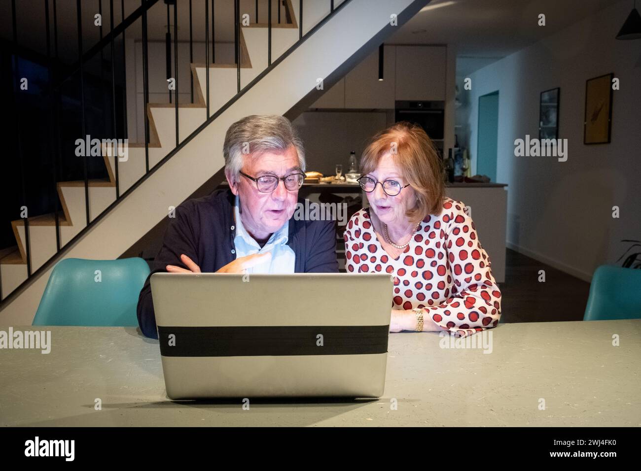 Senior couple Navigating the Internet Together Stock Photo - Alamy
