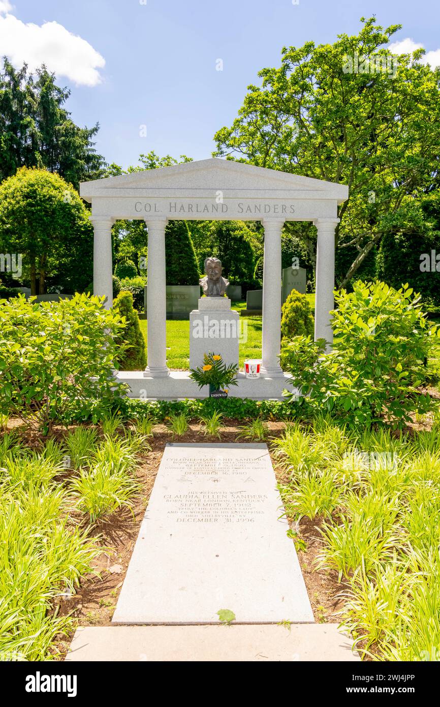 Kfc founder hi-res stock photography and images - Alamy