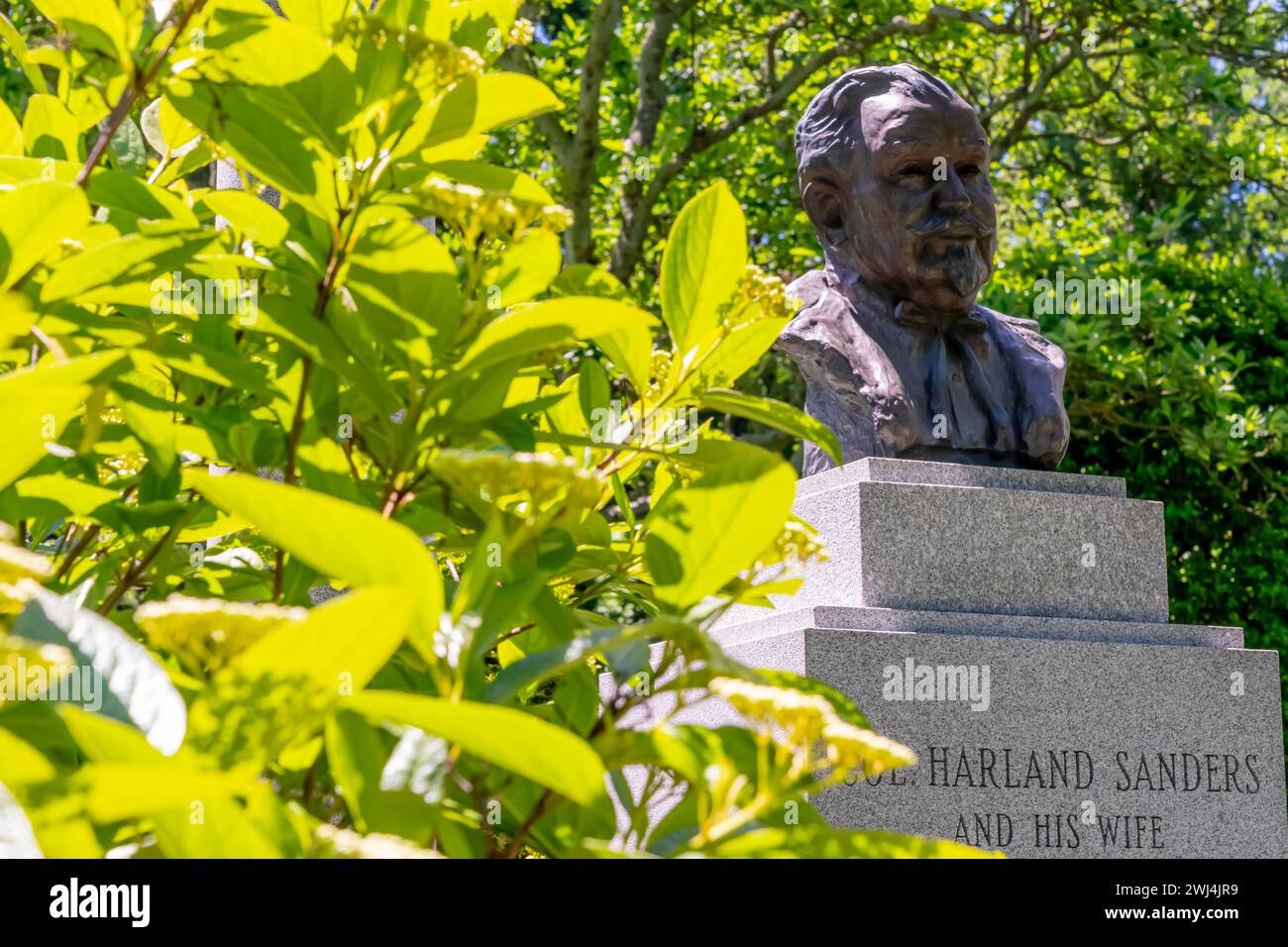 Kfc founder hi-res stock photography and images - Alamy