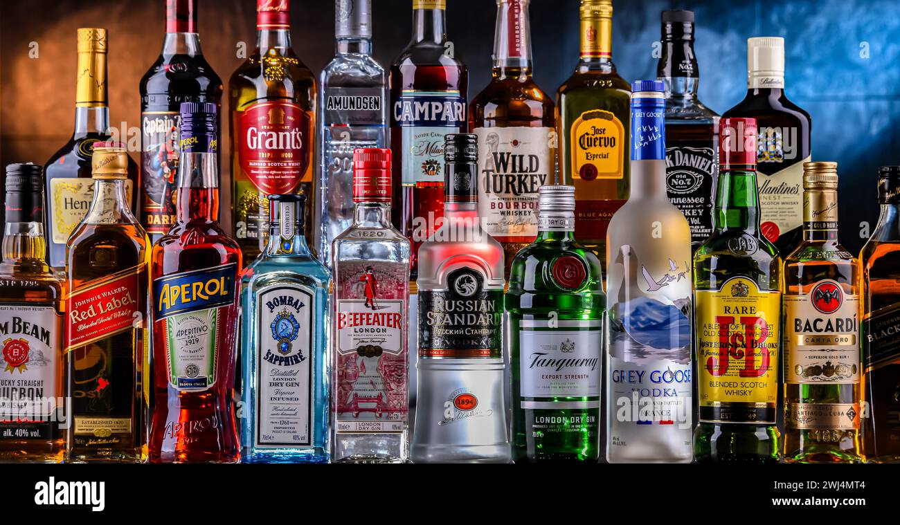 Grey goose vodka logo hi-res stock photography and images - Alamy