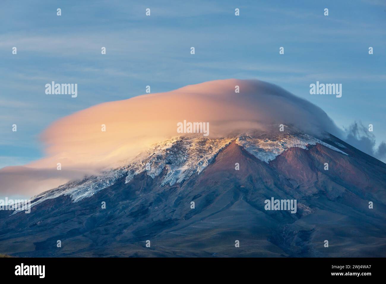 Most Impressive Volcanoes In Ecuador – GAWPGS