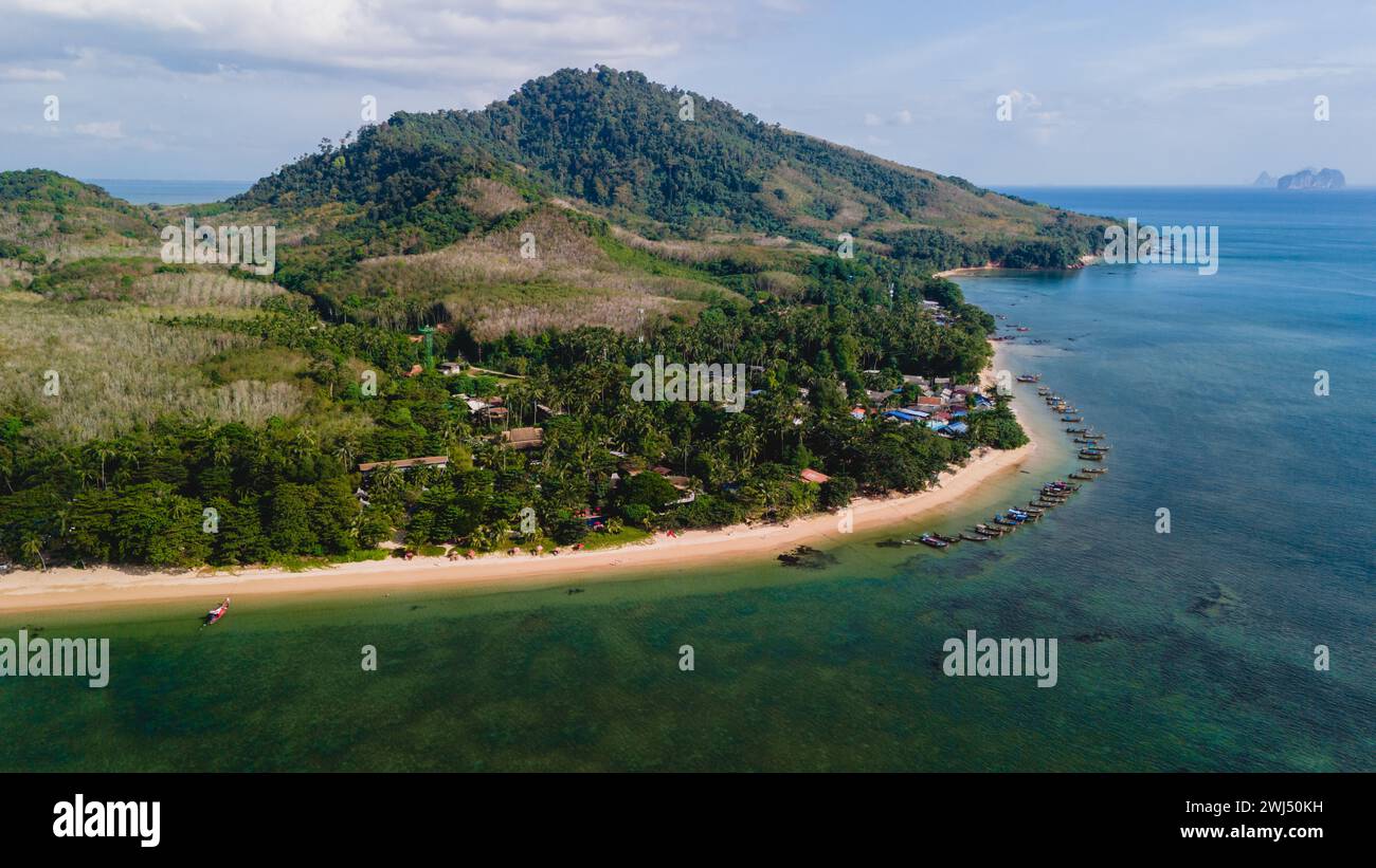 Beach with crystal clear water and blue sky at Koh Libong, Trang ...