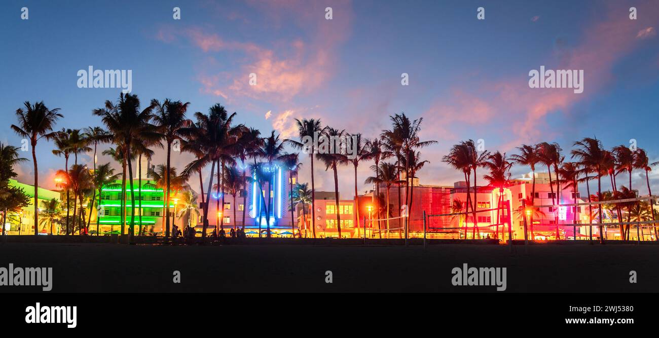 Miami Beach Ocean Drive panorama with hotels and restaurants at sunset ...