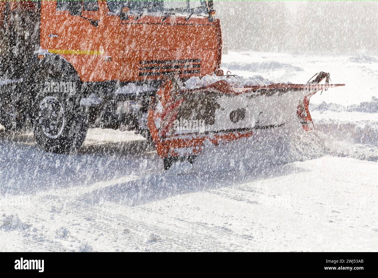 Snow removing tractor hi-res stock photography and images - Alamy