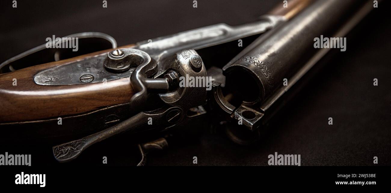 Double barrelled gun hi-res stock photography and images - Alamy