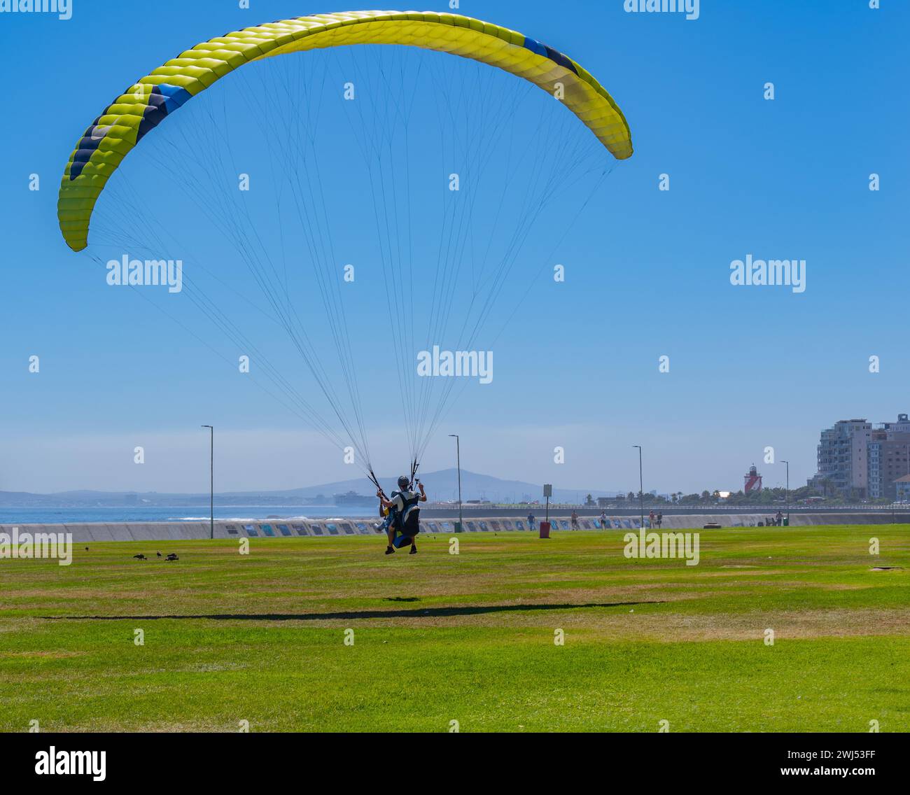 Paragliding Tandem Paragliding Flight from Table Mountain to Promenade ...