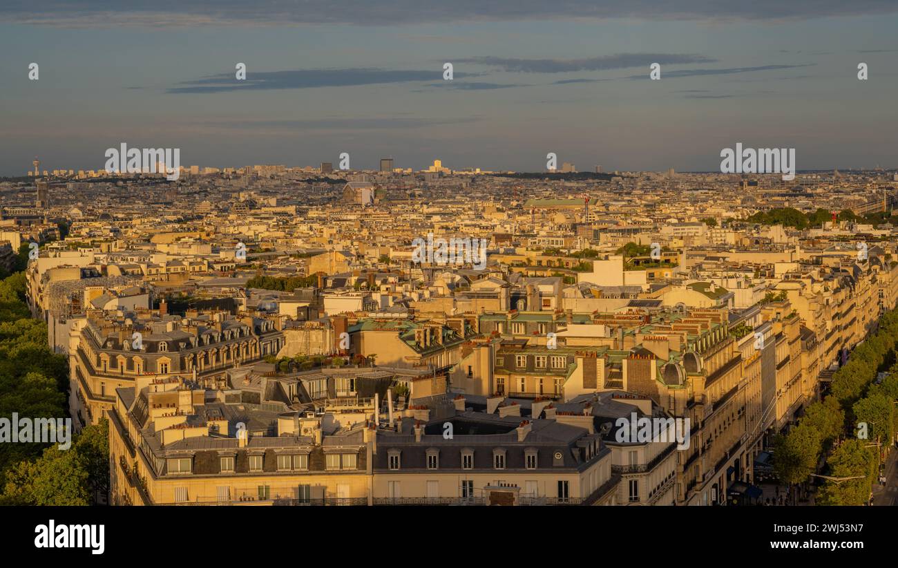 Panoramic view of Paris from the roof of the Arc de Triomphe Stock Photo - Alamy