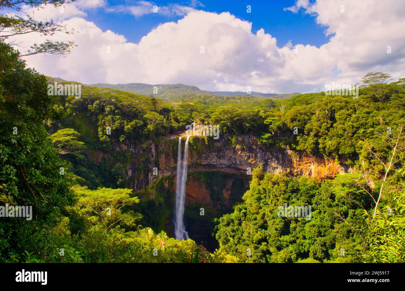 The beautiful Waterfall in Chamarel, Mauritius Island, Indian Ocan ...